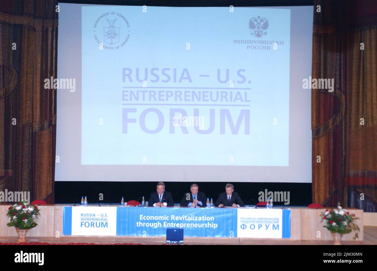 Office of the Secretary - SECRETARY DONALD EVANS TRIP TO RUSSIA (9-21 ...