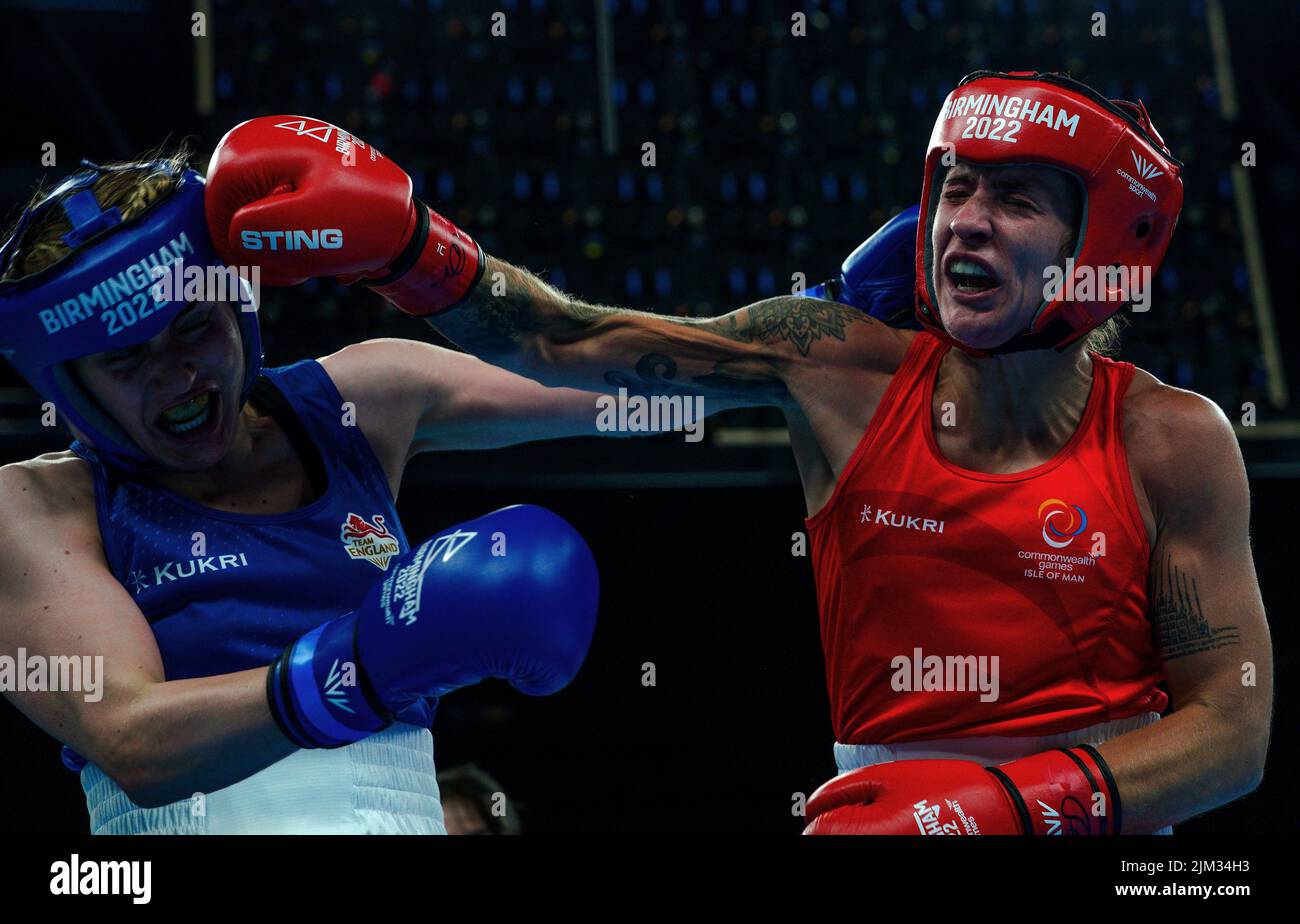 Isle of Mann's Jade Burden and England's Gemma Paige (blue) Richardson ...