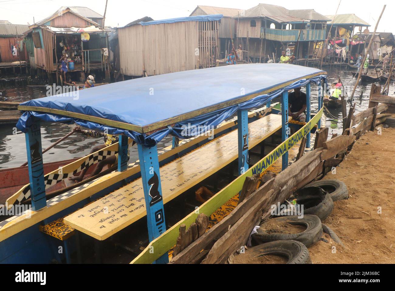 Makoko slums hi-res stock photography and images - Alamy