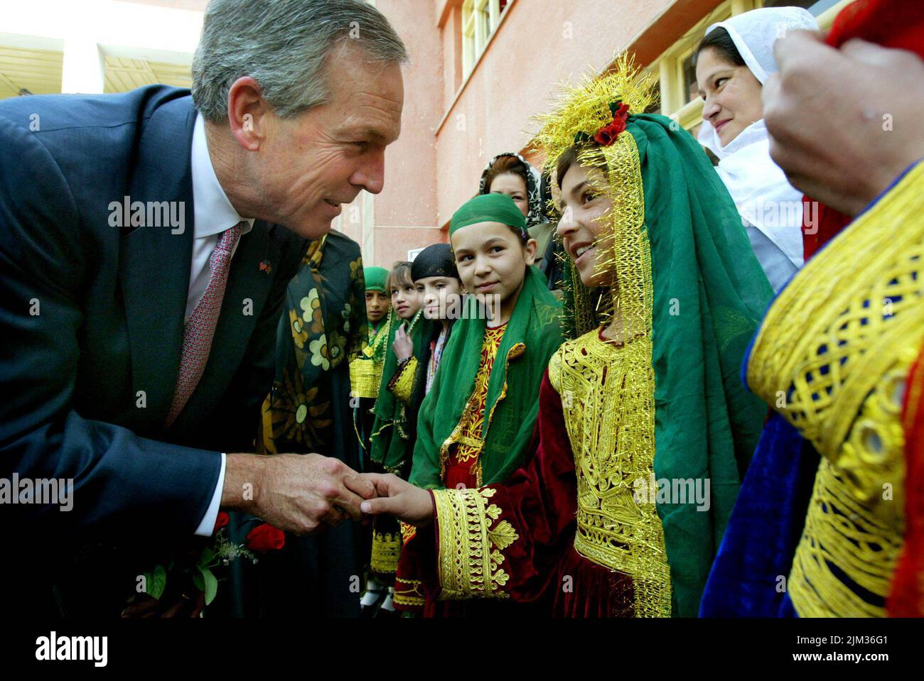 Office of the Secretary - SECRETARY DONALD EVANS IN IRAQ Stock Photo ...