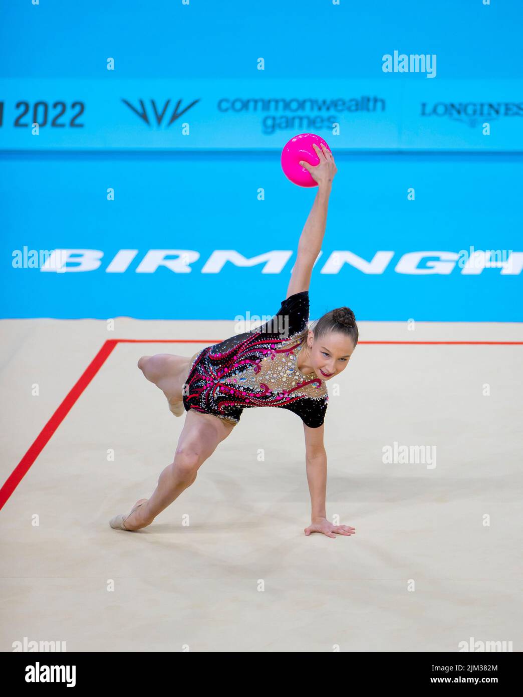 Rhythmic gymnastics team hi-res stock photography and images - Alamy