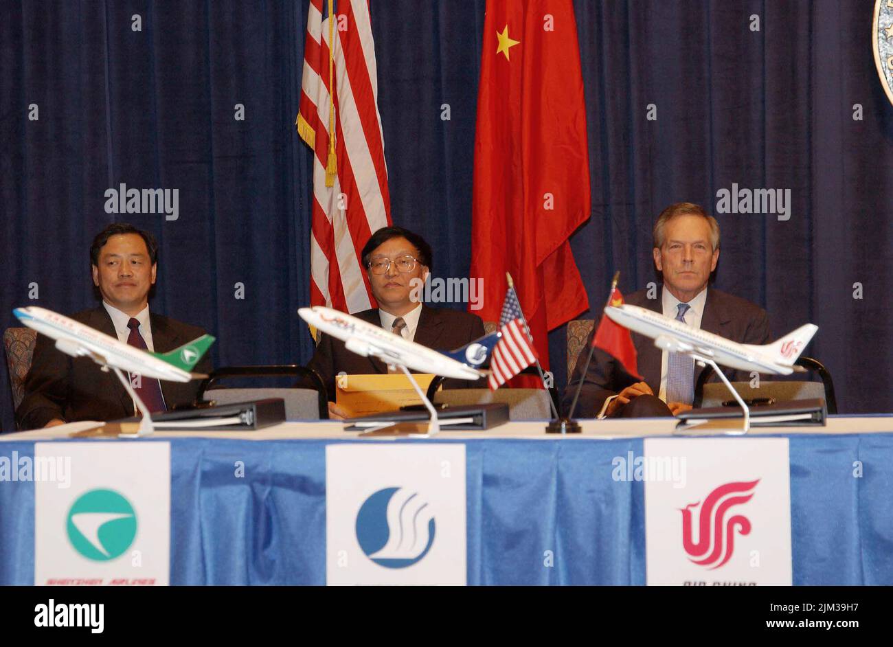 Office of the Secretary - BOEING SIGNING WITH CHINA Stock Photo - Alamy