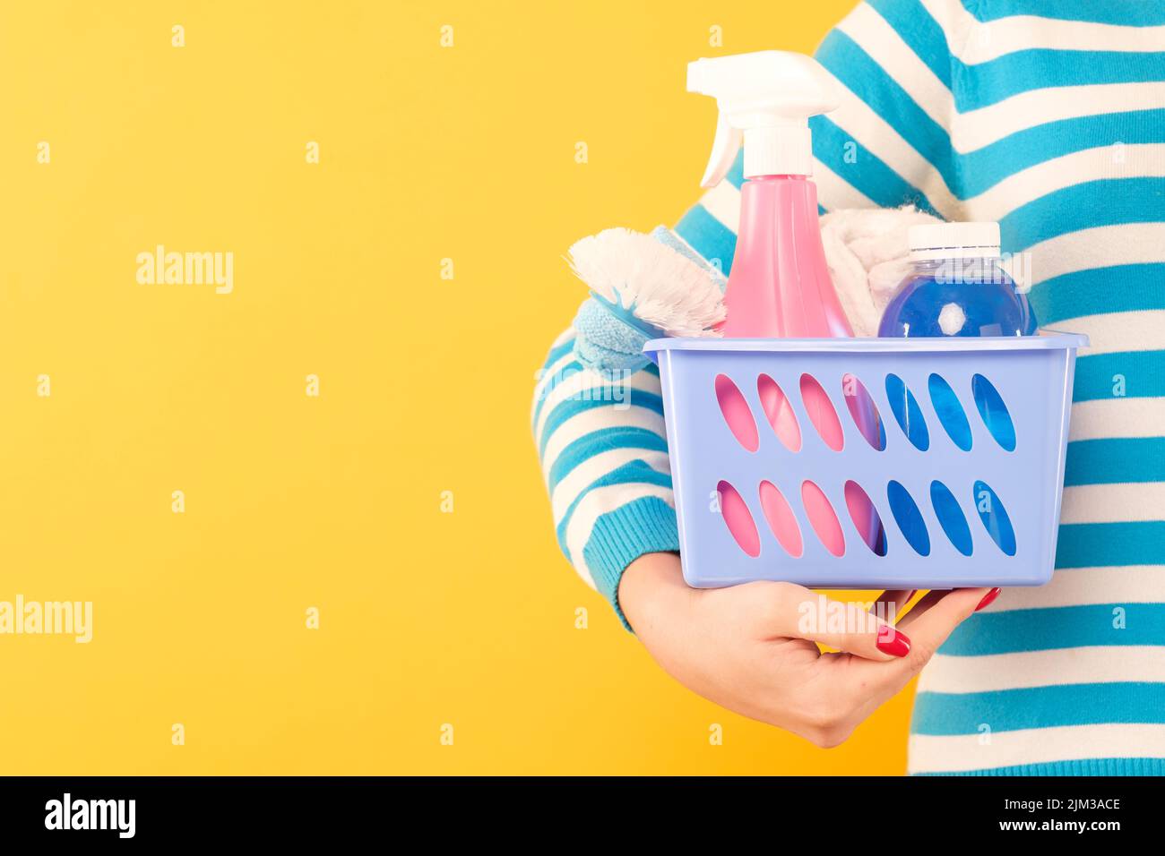 Housekeeping duties hi-res stock photography and images - Alamy