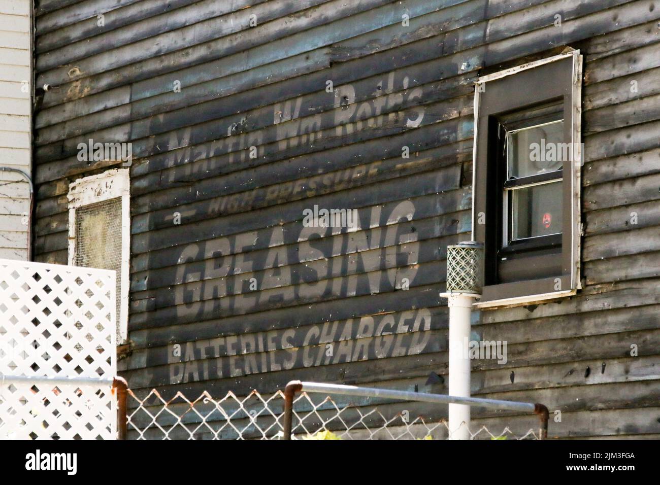 Chicago, USA. 22nd July, 2022. Rare, vintage hand painted Ghost Signs ...