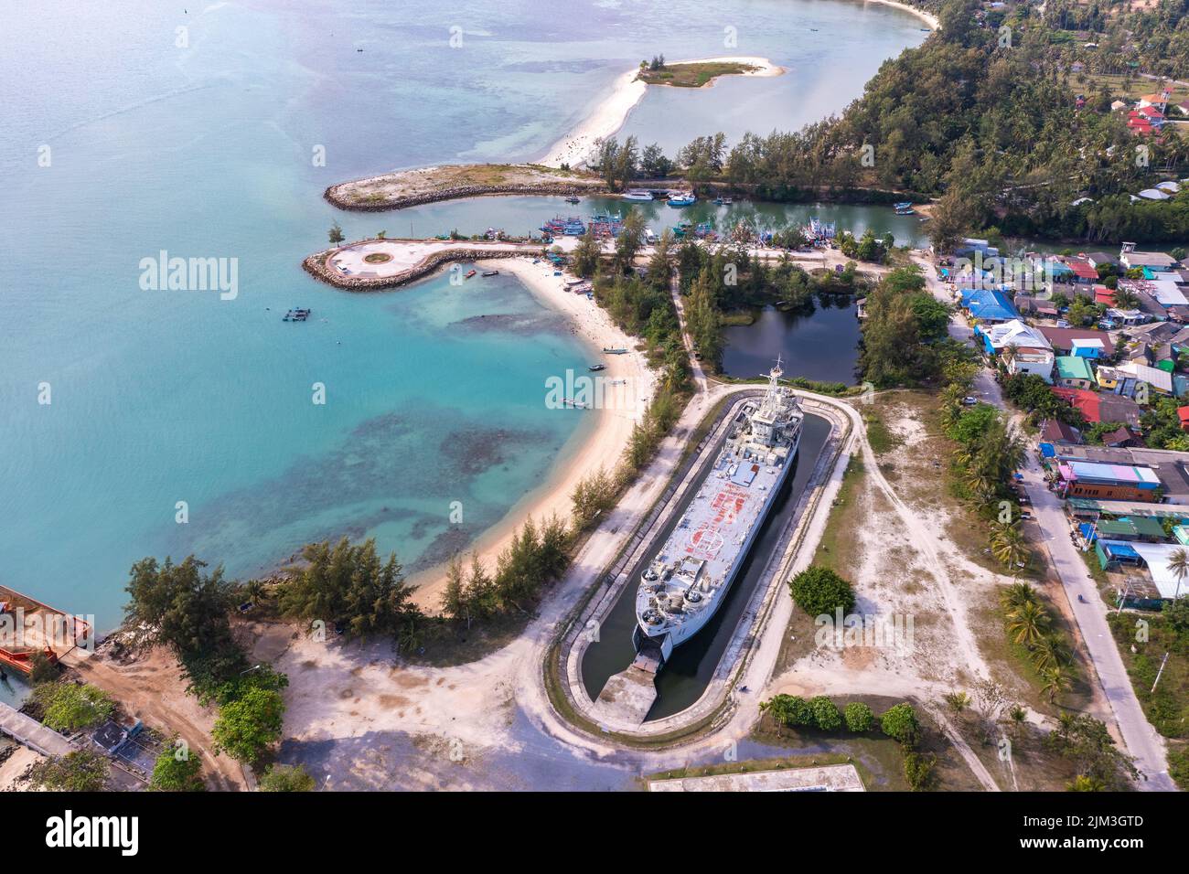 Aerial view of Thong Sala pier, boat and koh Tae Nai in koh Phangan ...