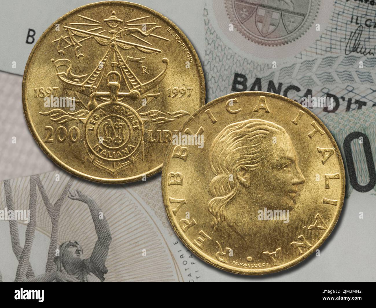 Old Italian lira coin obverse and reverse. old Republic of Italy ...
