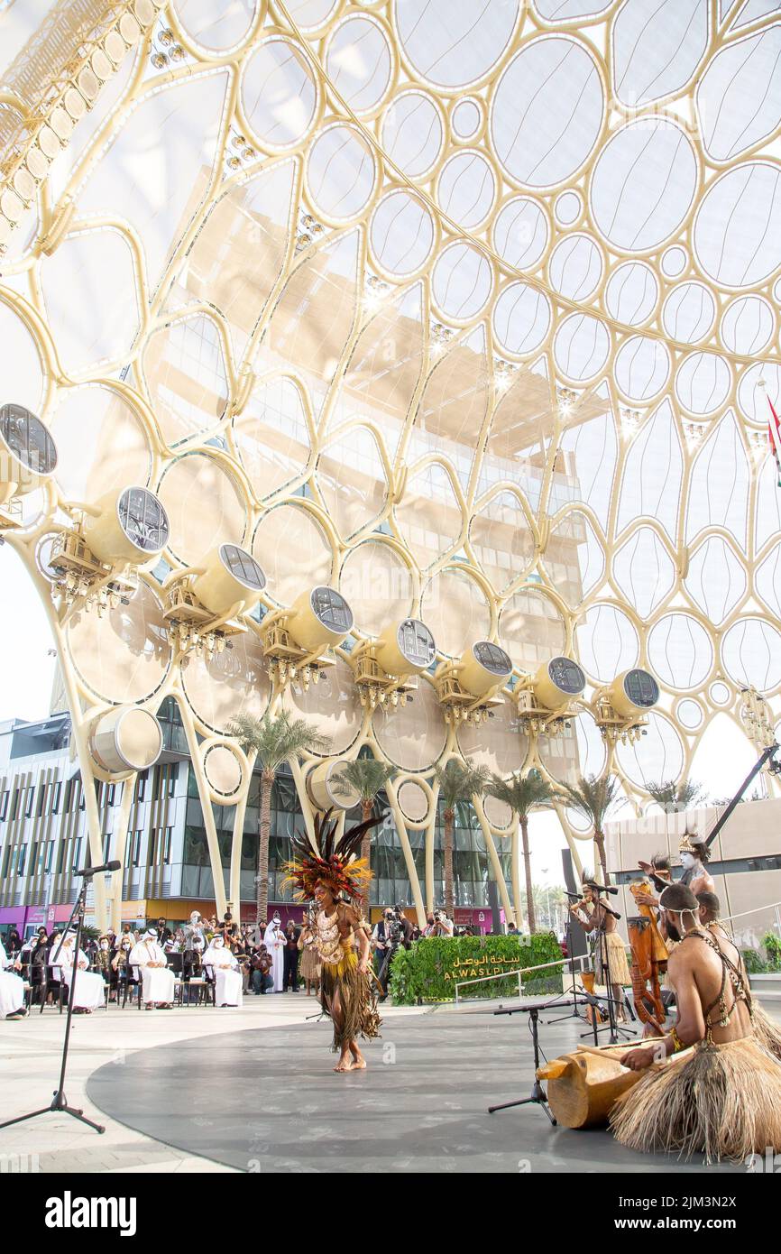 Papua New Guinea Island first nation dancers at Expo2020 dancing in ...