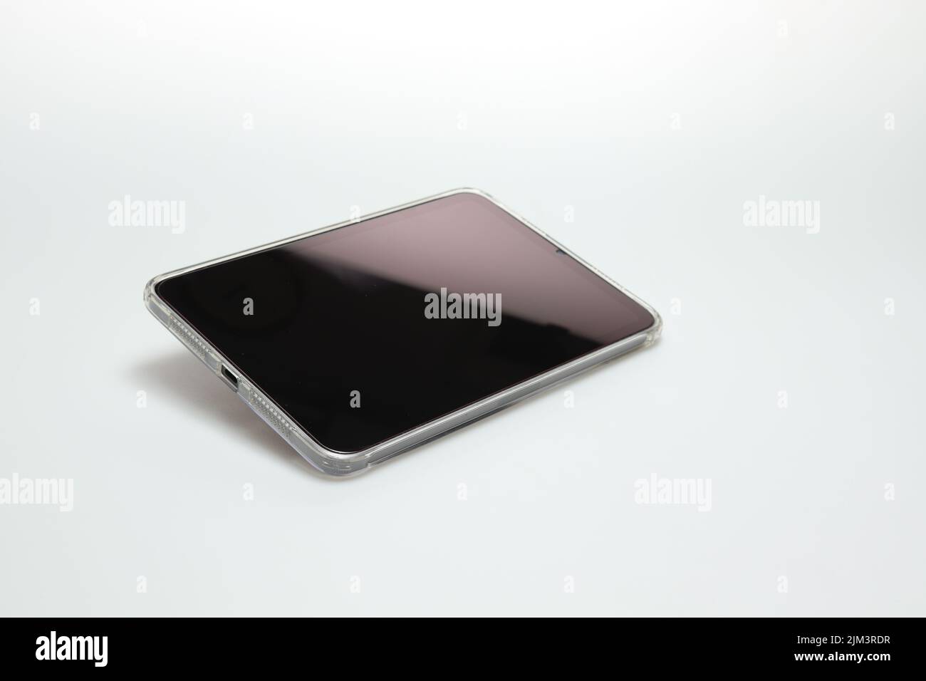 Studio shot of new Apple iPad mini generation 6 digital tablets ...