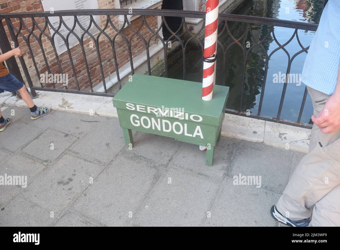 Servizio Gondola Sign Stock Photo - Alamy