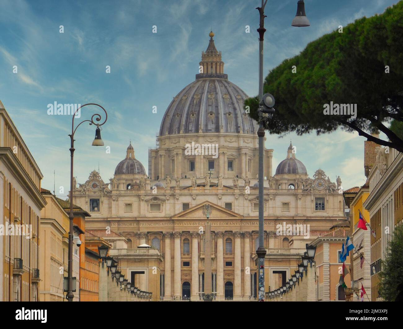 a shot of St. Peter's Basilica in Rome Stock Photo - Alamy