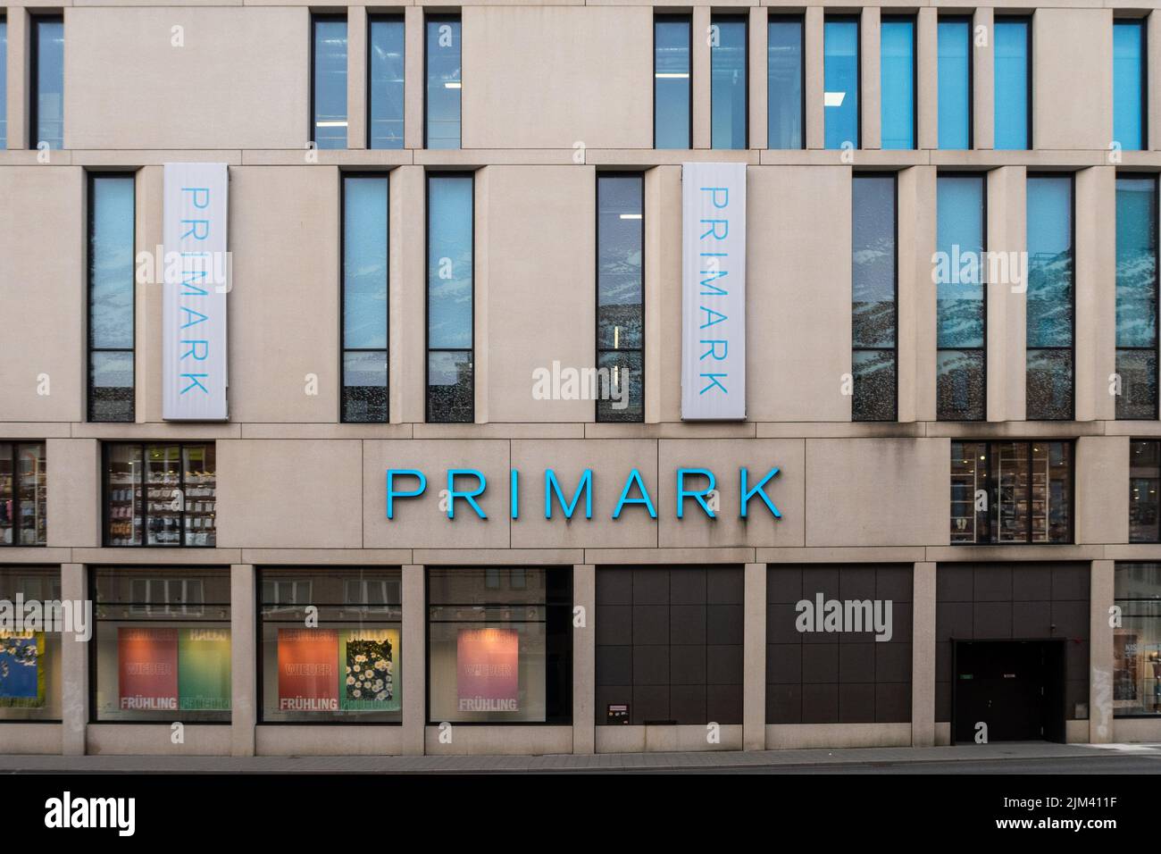 Primart hi-res stock photography and images - Alamy