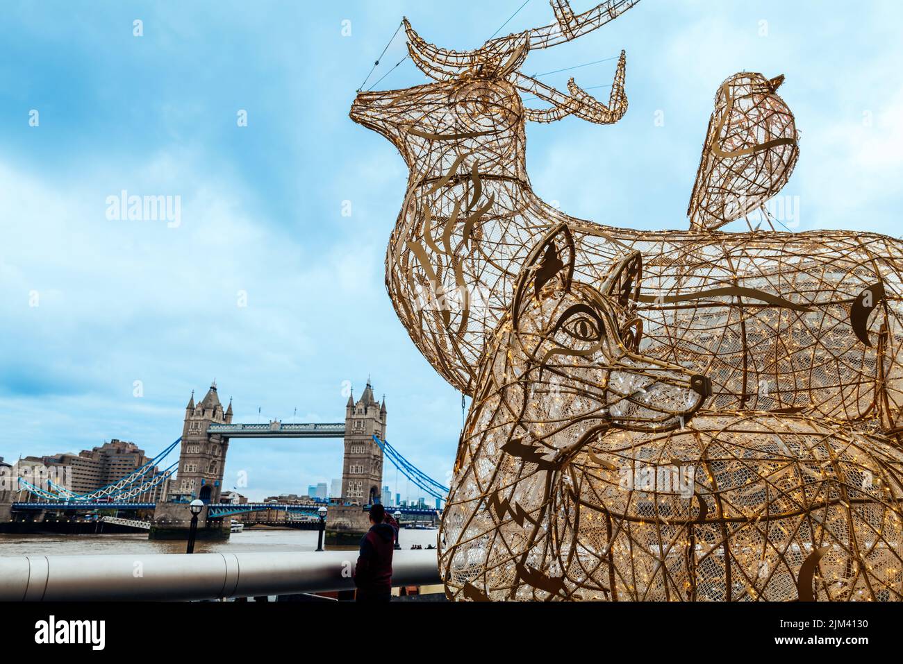 Fox tower bridge hi-res stock photography and images - Alamy