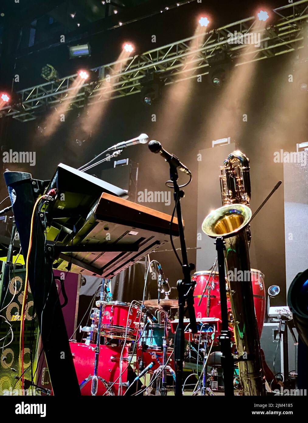 Sax concert hi-res stock photography and images - Alamy