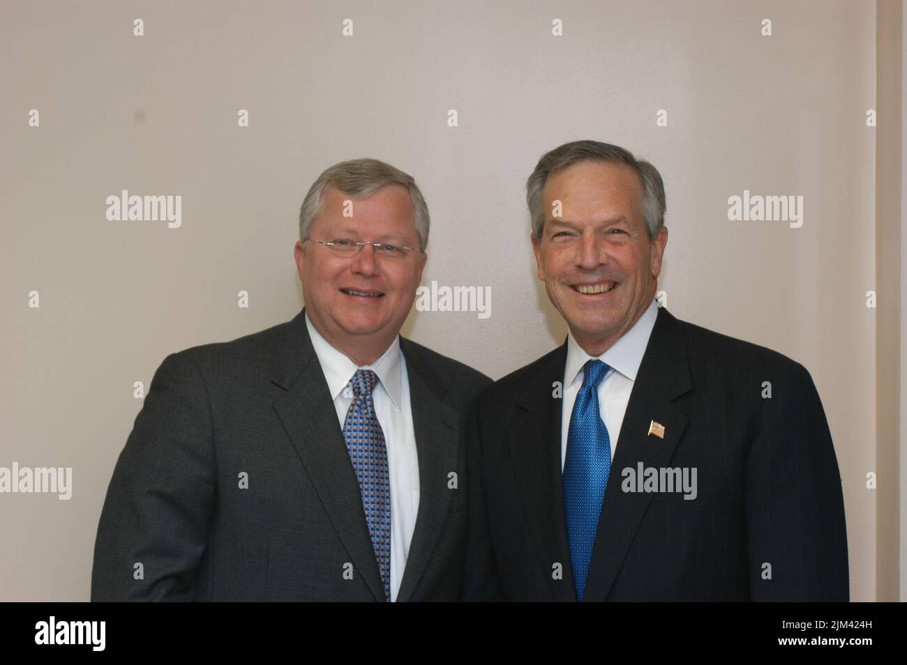 Office of the Secretary - SECRETARY DONALD EVANS WITH CHAIRMAN RICH ...