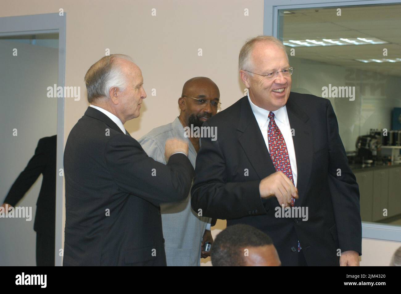 Office of the Secretary - SECRETARY DONALD EVANS WITH CHAIRMAN RICH ...