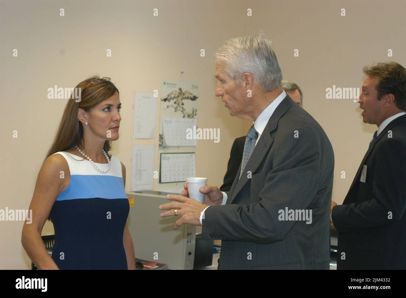 Office of the Secretary - SECRETARY DONALD EVANS WITH CHAIRMAN RICH ...