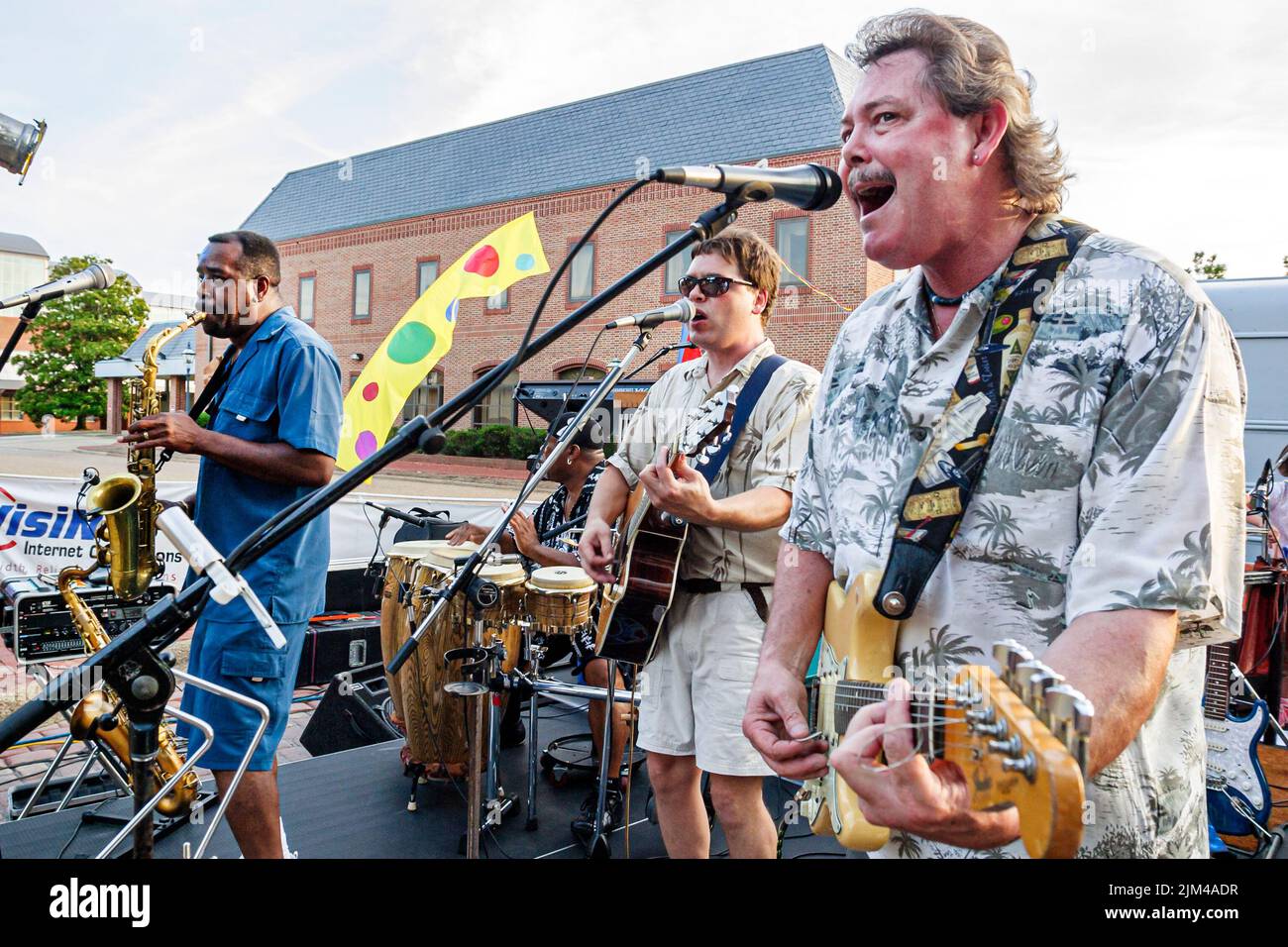 Summer block party annual event hi-res stock photography and images - Alamy