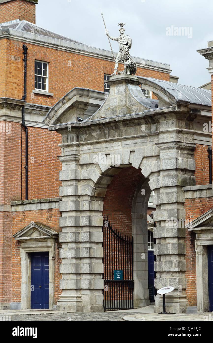 Fortitude statue hi-res stock photography and images - Alamy