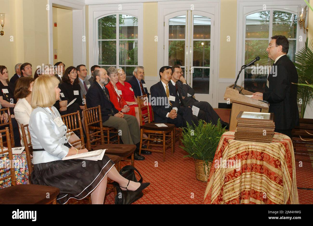 Graduation program hi-res stock photography and images - Alamy