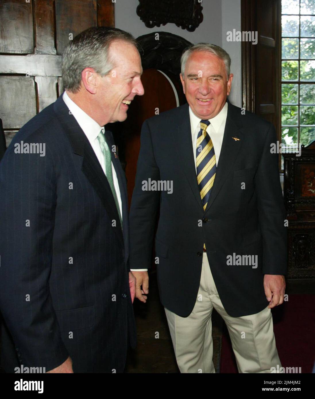 Historic manor house events hi-res stock photography and images - Alamy