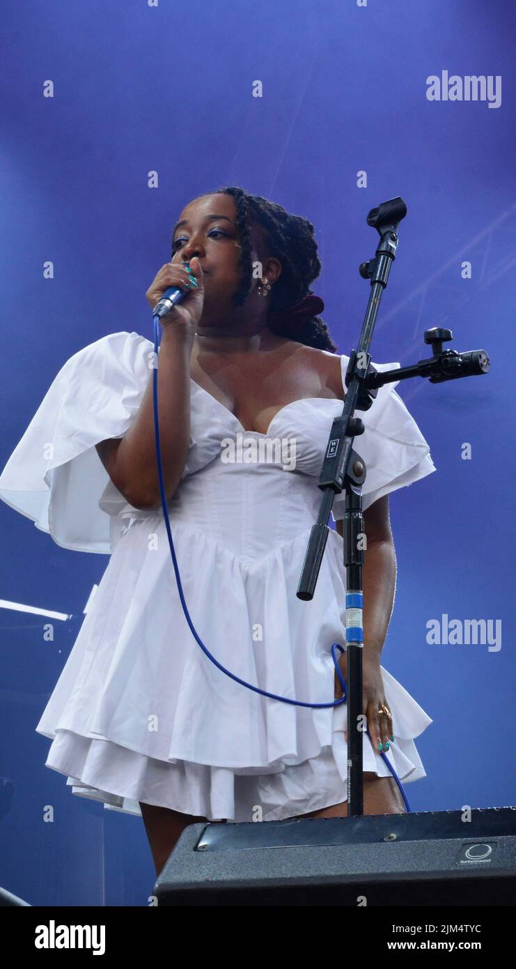 Singer & songwriter Amahla performs at the Bristol Harbour Festival ...