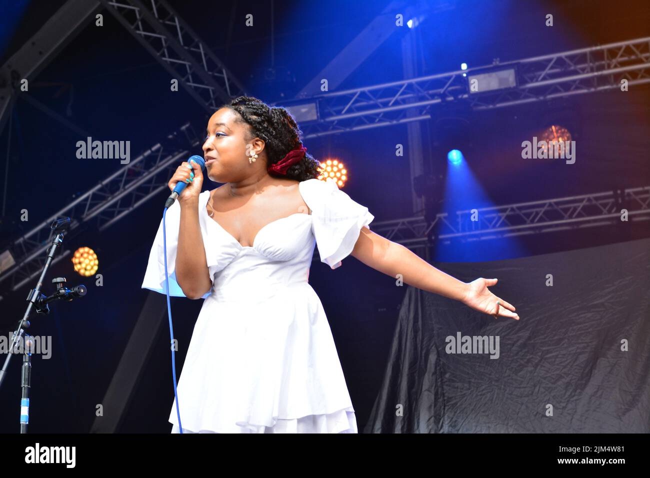 Singer & songwriter Amahla performs at the Bristol Harbour Festival ...