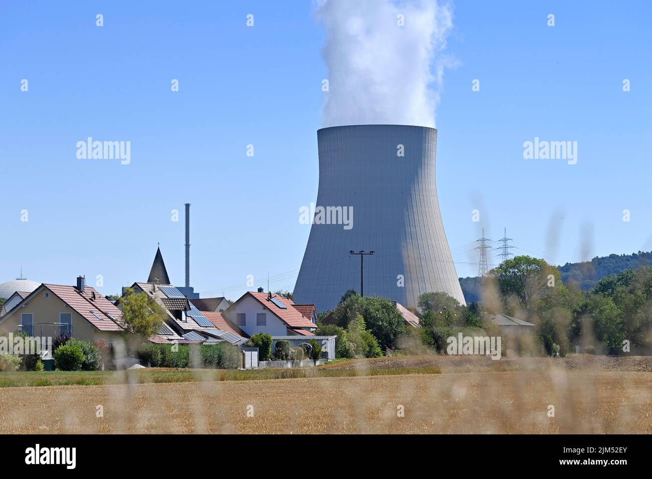 Essenbach, Deutschland. 04th Aug, 2022. Nuclear power plant ISAR 2 ...