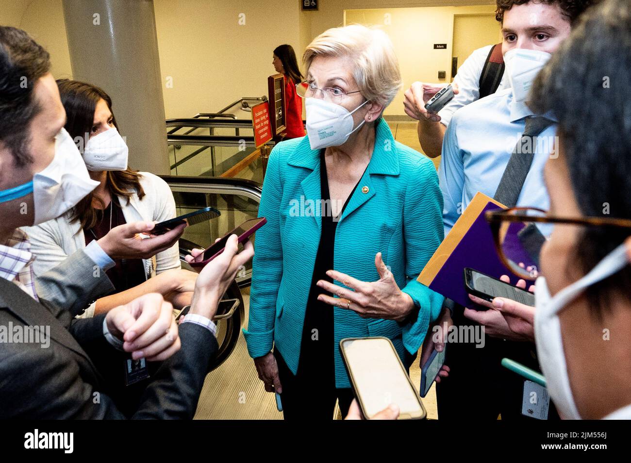 Michael warren the district hi-res stock photography and images - Alamy