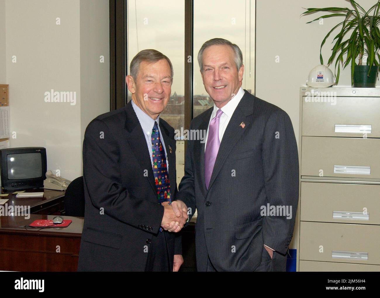 Office of the Secretary - Secretary Donald Evans with Senators ...