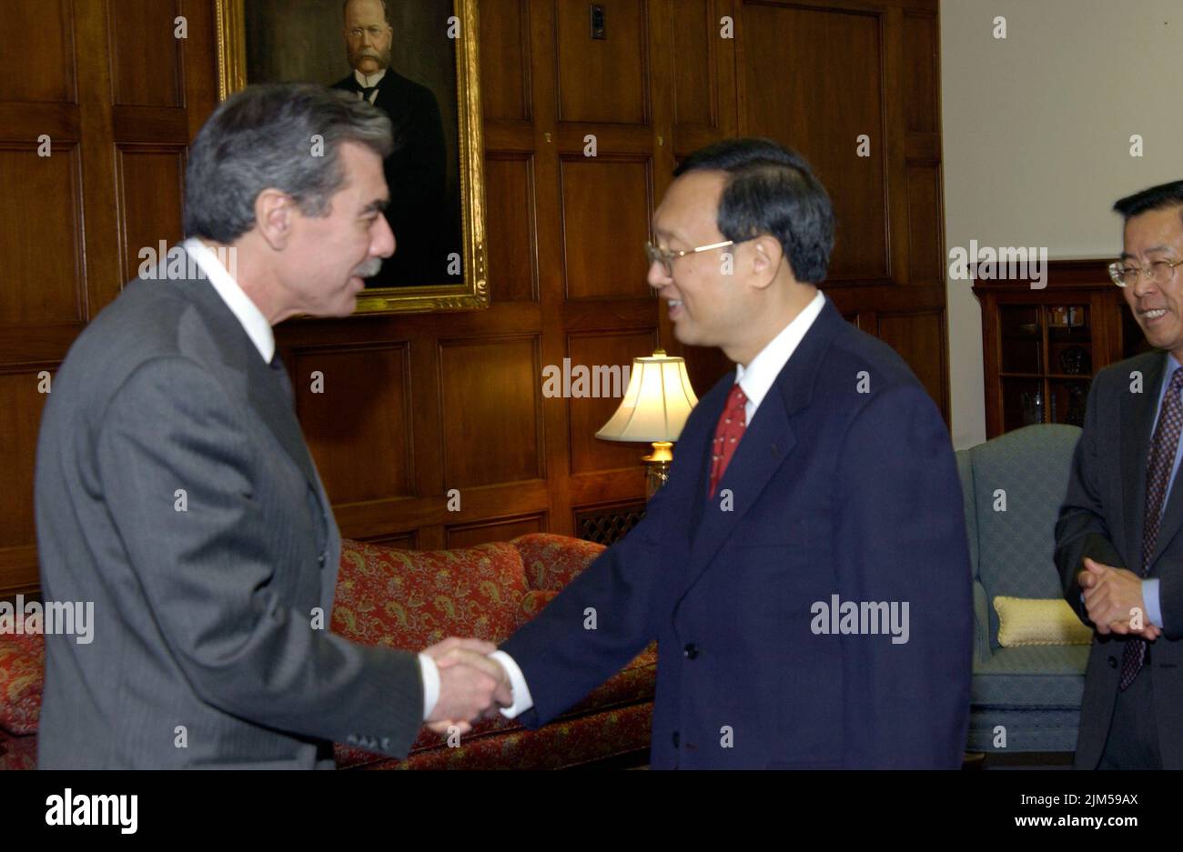 Office of the Secretary - Secretary Carlos Gutierrez with Yan Jiechi ...