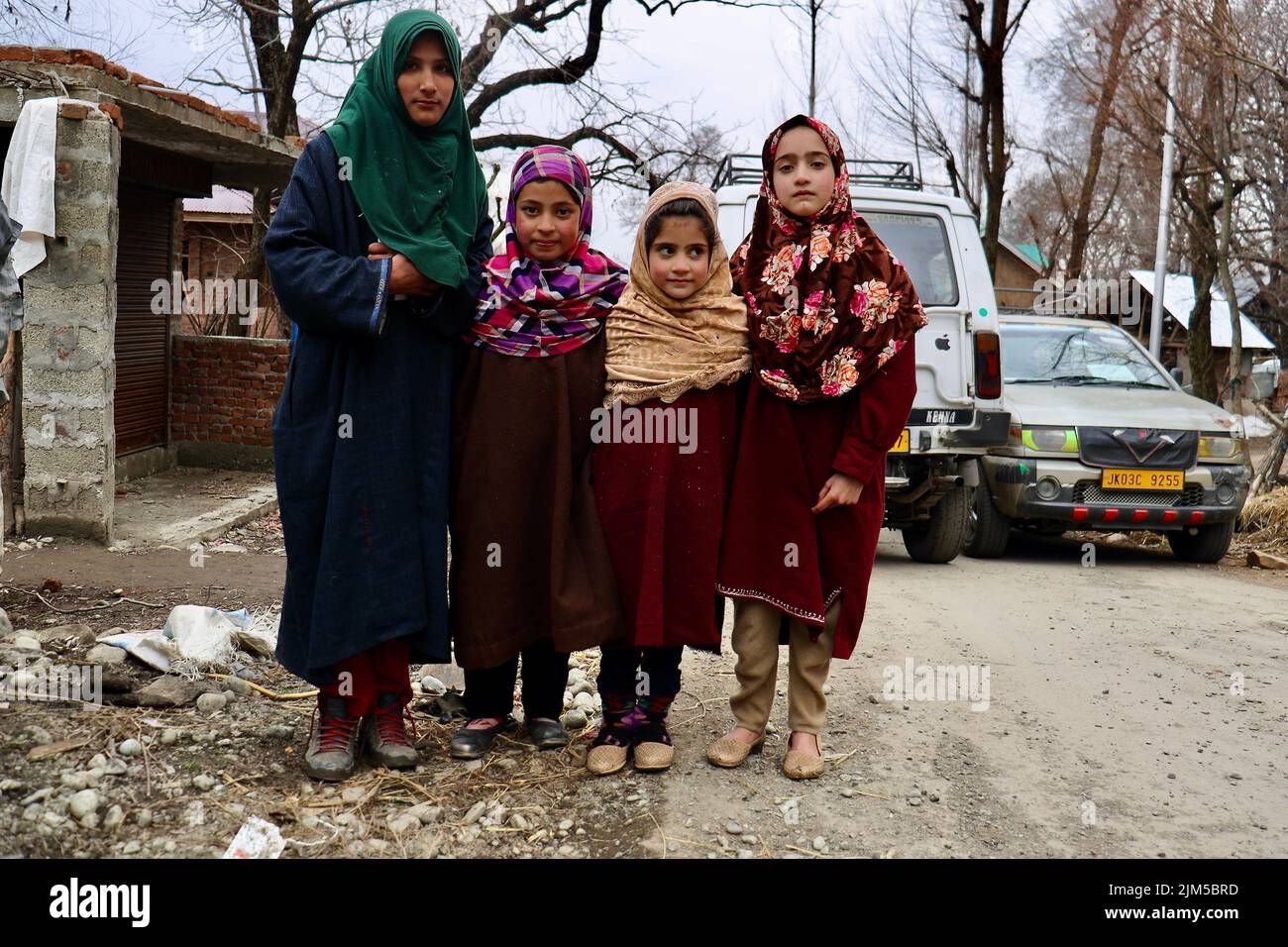 Kashmiri girls hi-res stock photography and images - Alamy