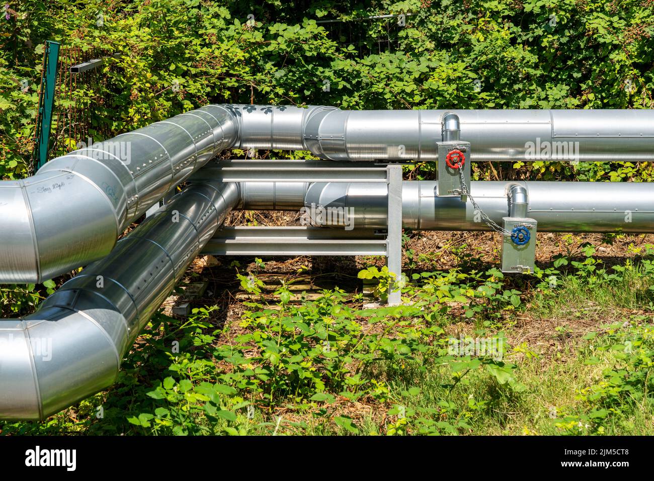 District heating Pipelines from the district heating power plant to the ...