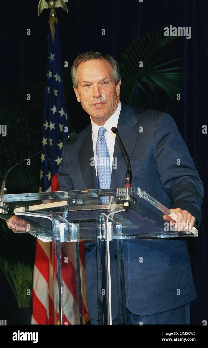 Office of the Secretary - Secretary Donald Evans Official Portrait ...