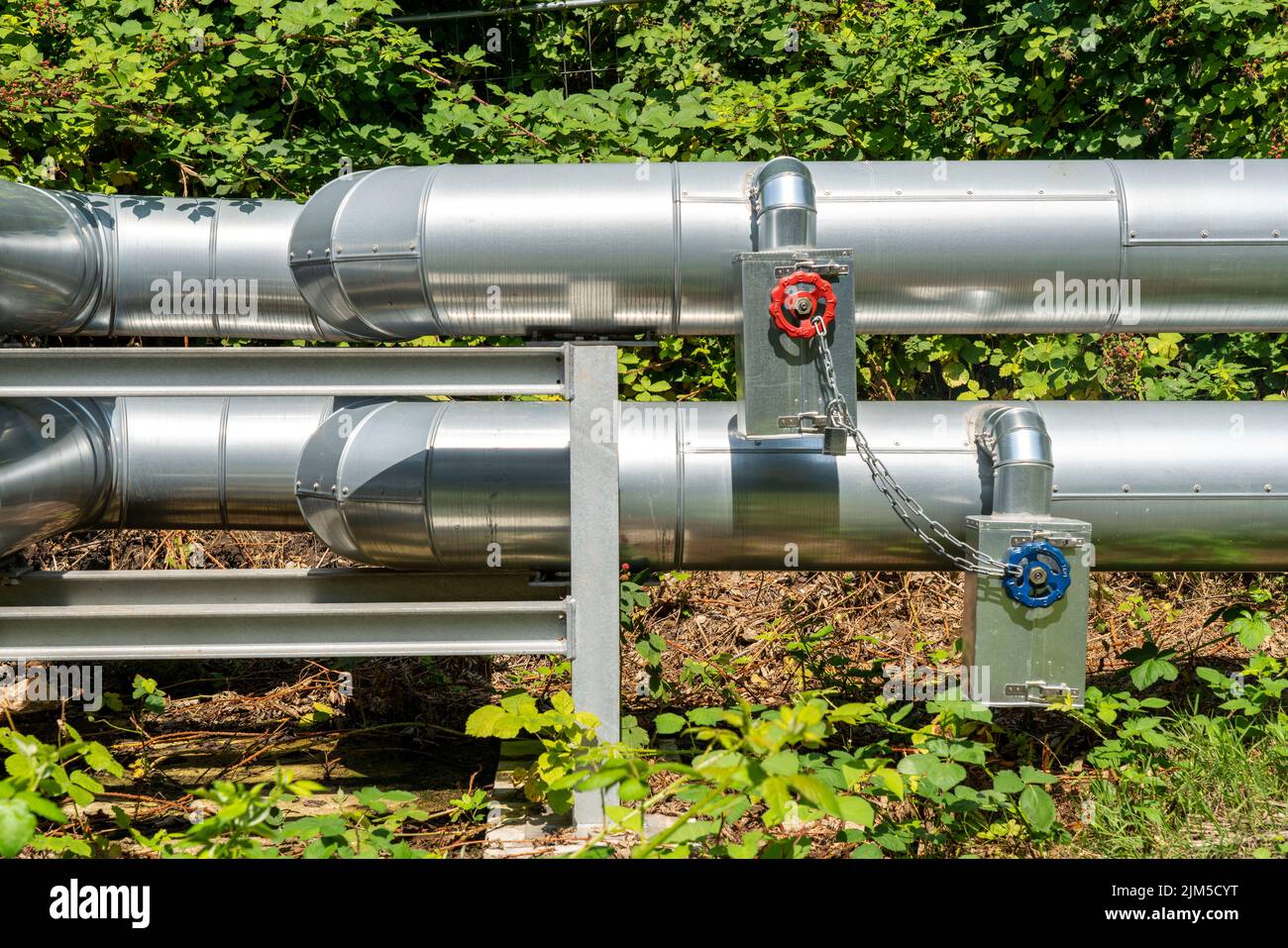 District heating Pipelines from the district heating power plant to the ...