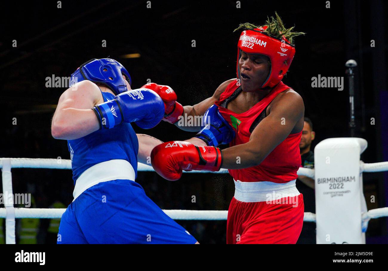 Northern Ireland's Amy Sara Broadhurst (Blue) and Zambia's Felistus ...