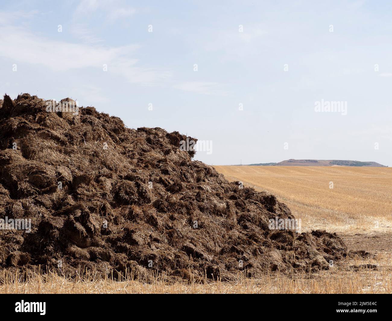 Manure heap hi-res stock photography and images - Alamy