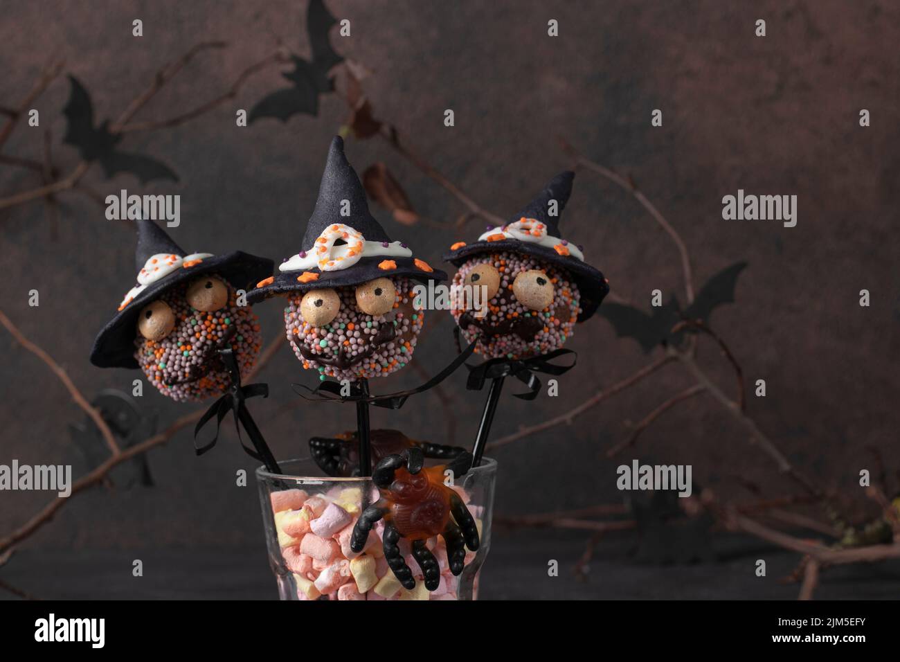 Horror cakes hi-res stock photography and images - Alamy