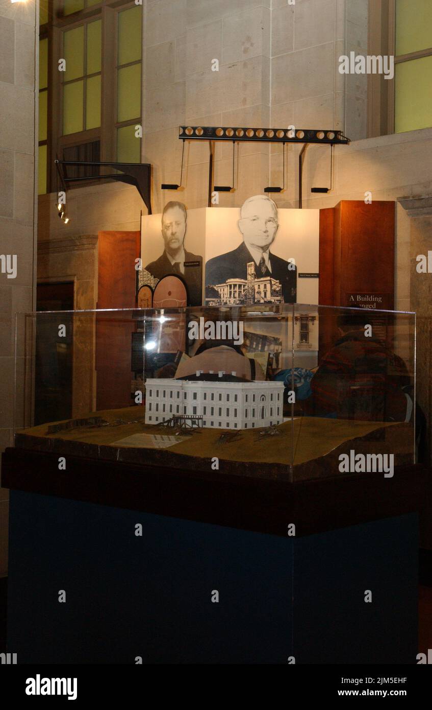 Office of Administration - White House Visitor's Center, Secretary's ...