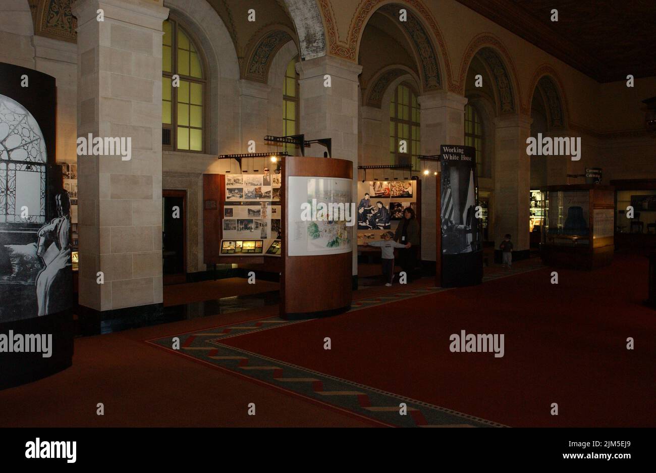 Office of Administration - White House Visitor's Center, Secretary's ...