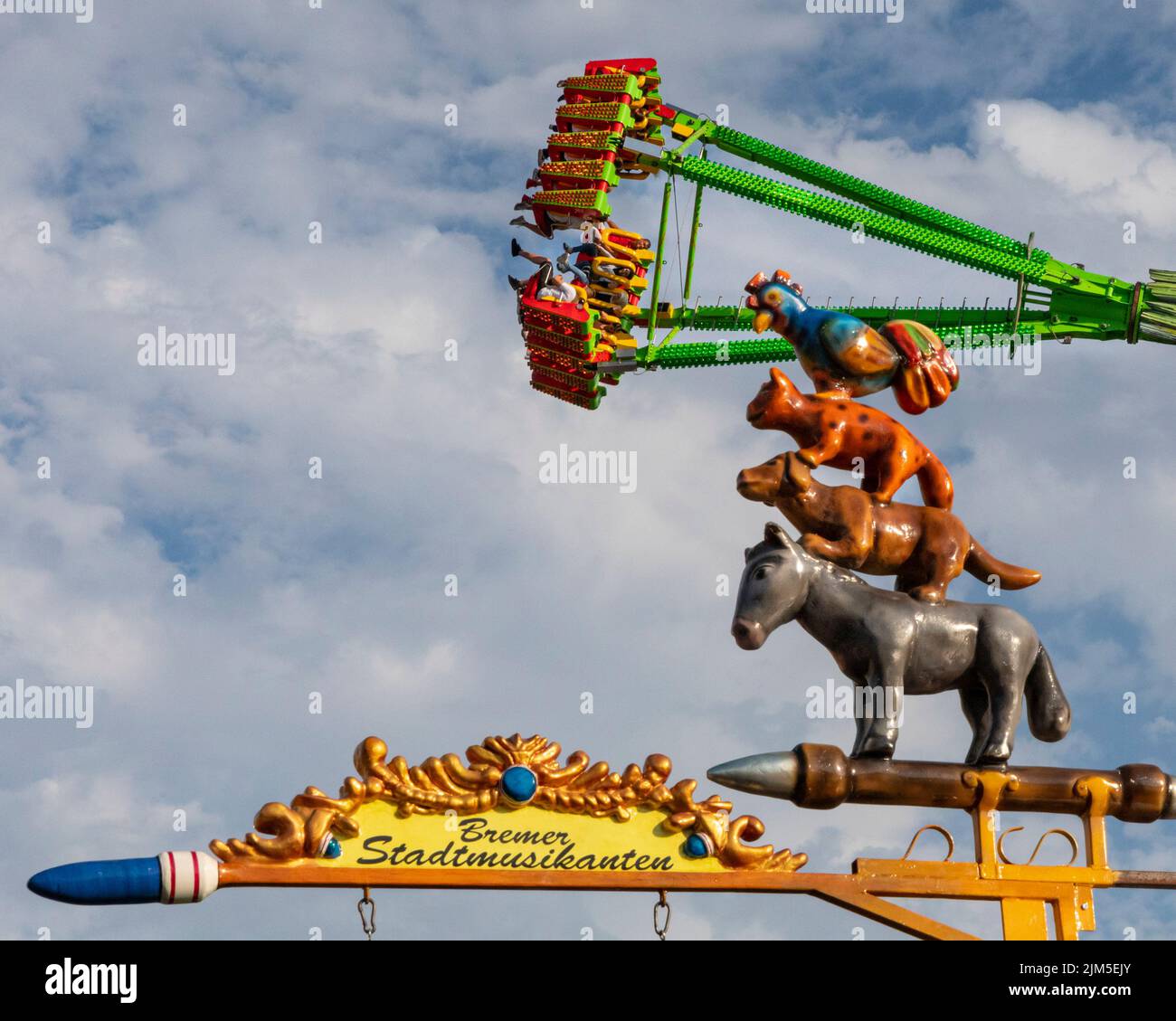 Cranger Kirmes, Herne, NRW, Germany, 04th Aug 2022. People on the ...