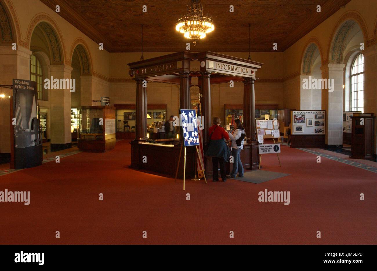 Office of Administration - White House Visitor's Center, Secretary's ...