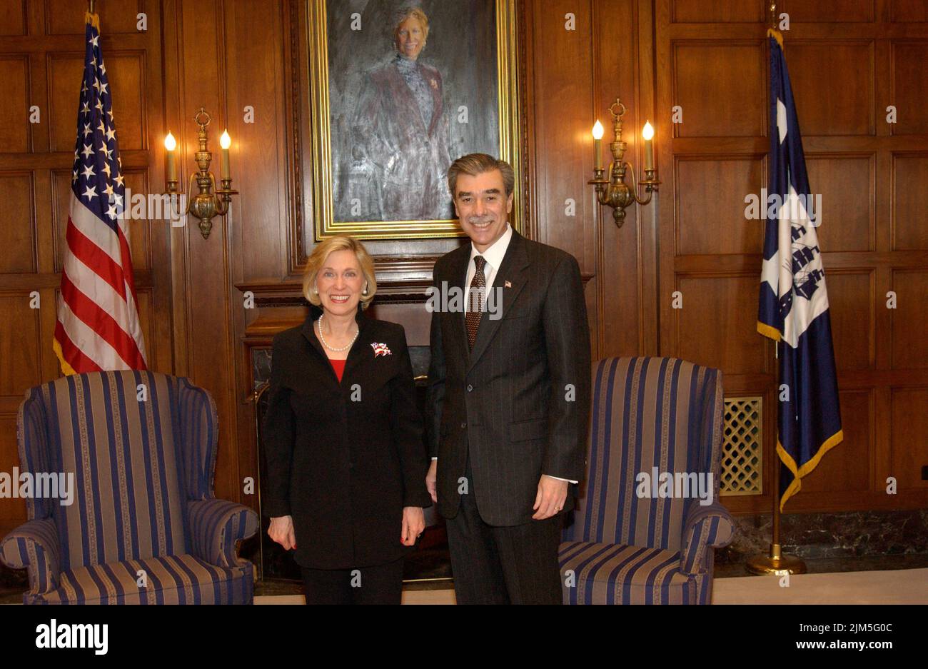 Office of the Secretary - Secretary Carlos Gutierrez with Former ...