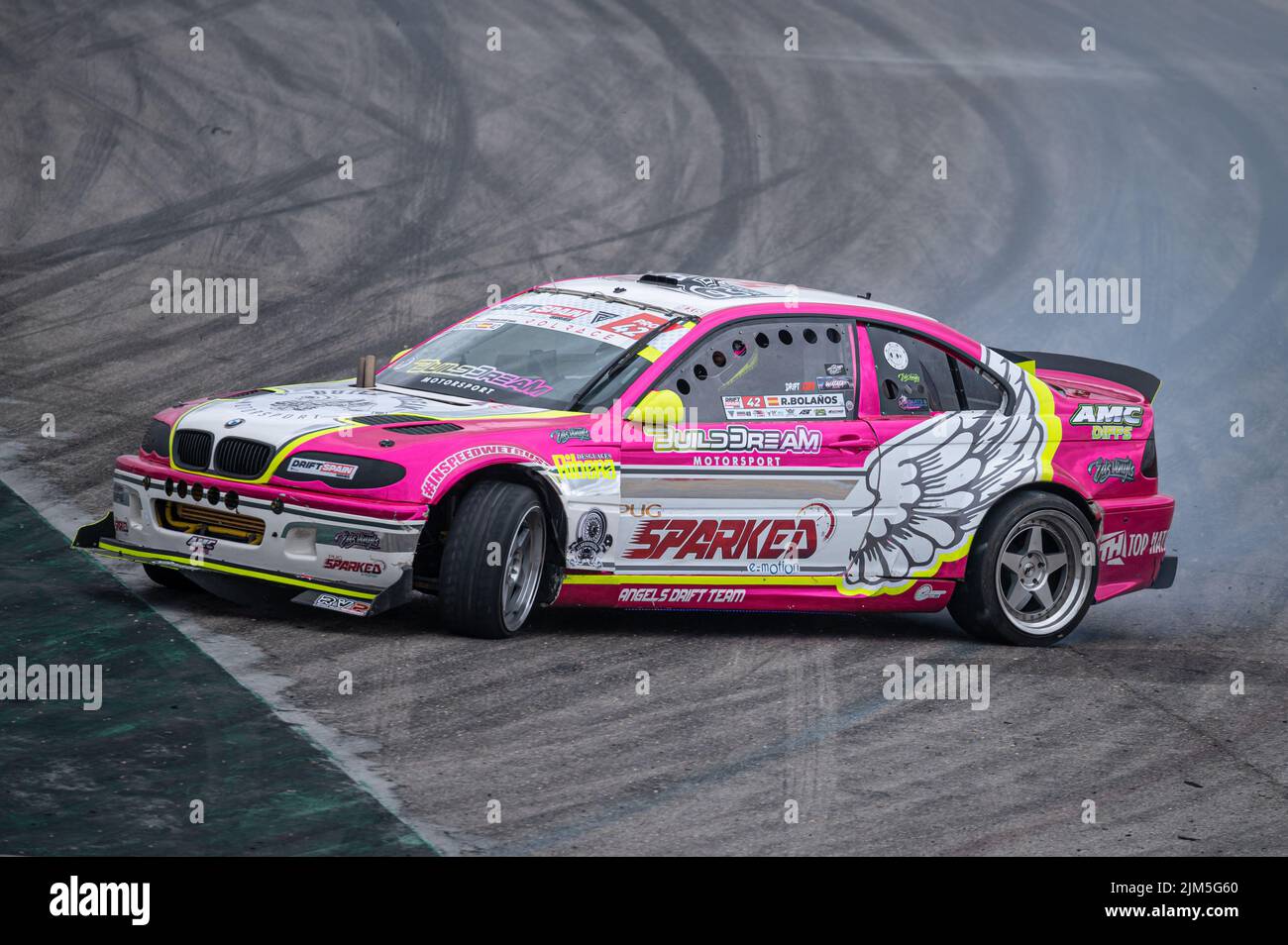 E46 drifting on the racing circuit Stock Photo - Alamy