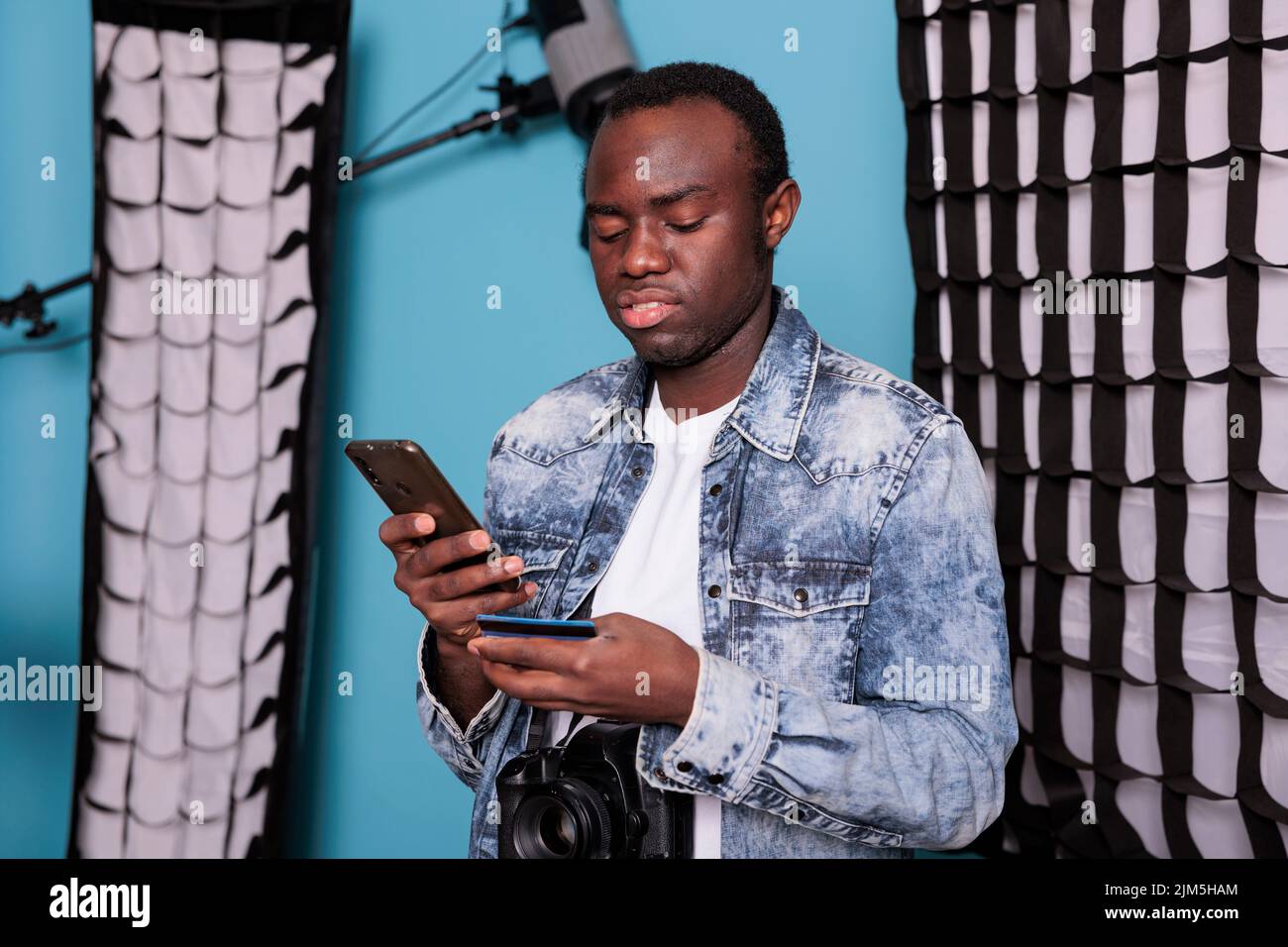 Using softbox hi-res stock photography and images - Alamy