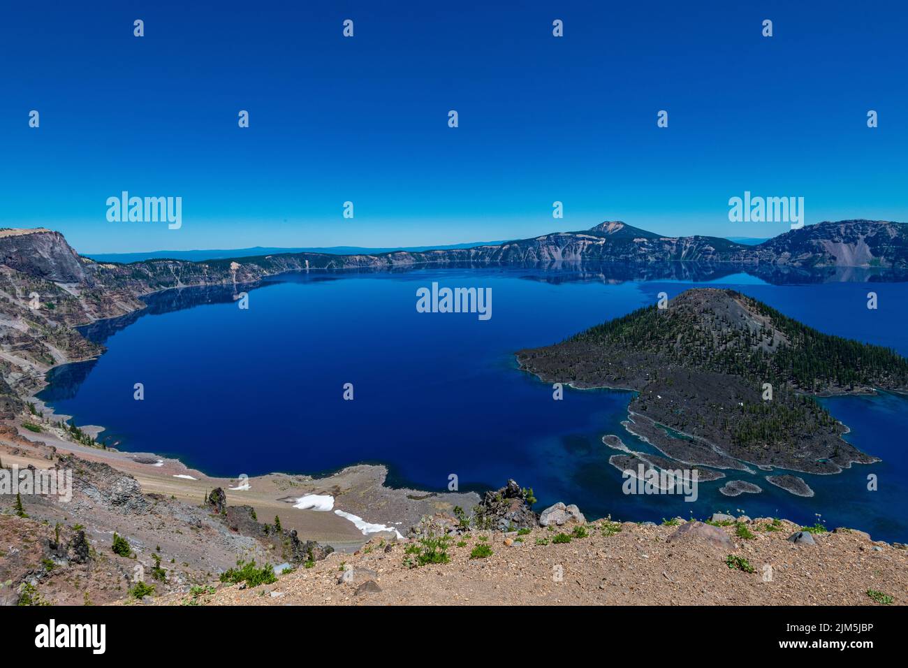 Watchman Viewing area in Crater Lake National Park Stock Photo - Alamy