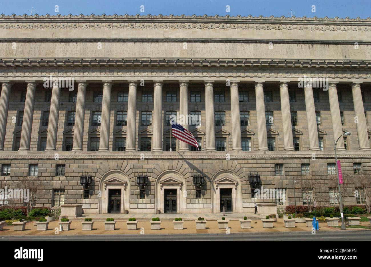 Office of Administration - White House Visitor's Center, Secretary's ...