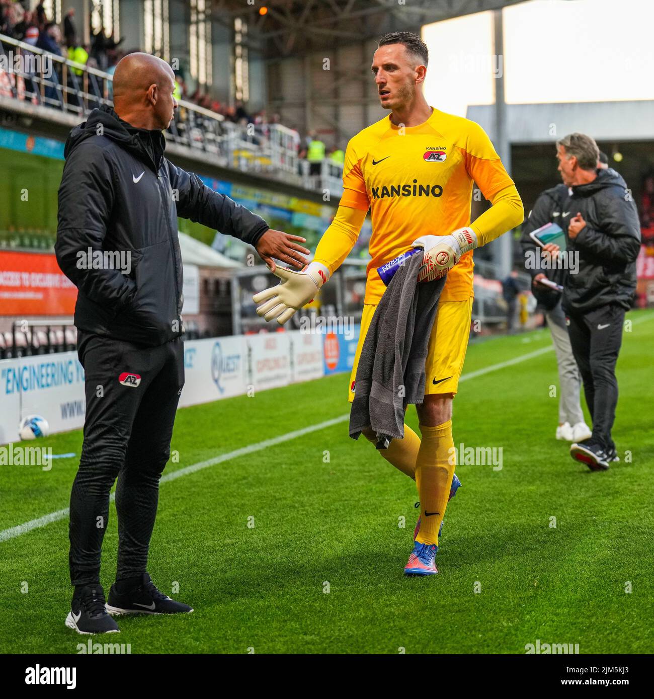 DUNDEE - (lr) AZ Alkmaar coach Pascal Jansen, AZ Alkmaar goalkeeper ...