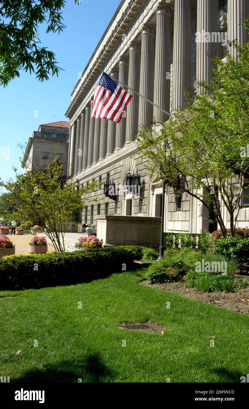 Office of Administration - White House Visitor's Center, Secretary's ...