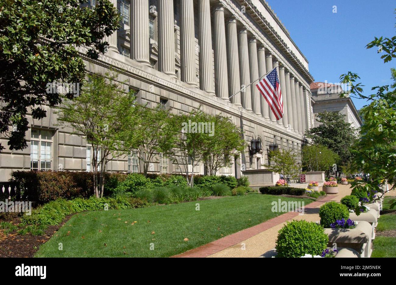 Office of Administration - White House Visitor's Center, Secretary's ...