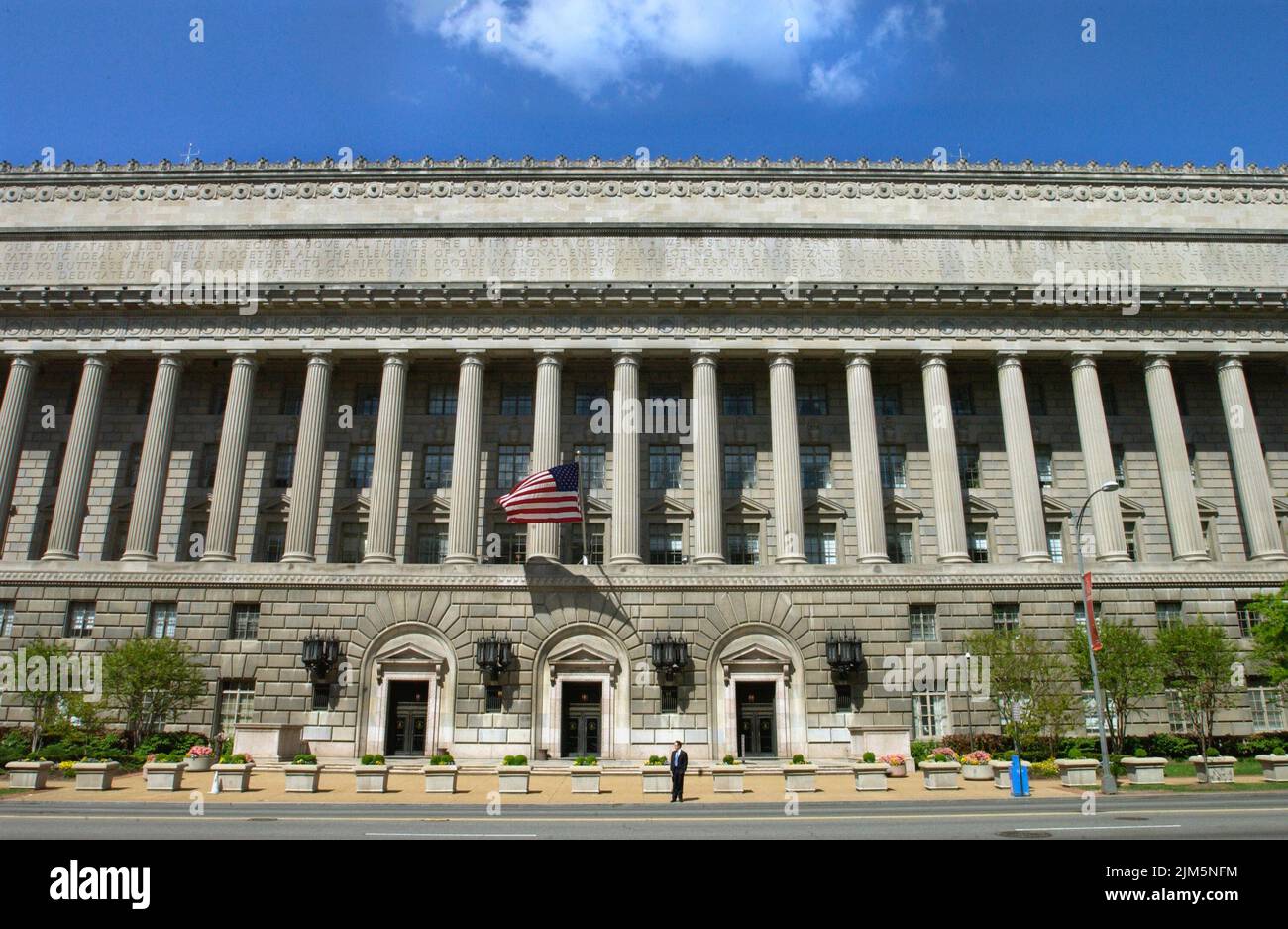 Office of Administration - White House Visitor's Center, Secretary's ...